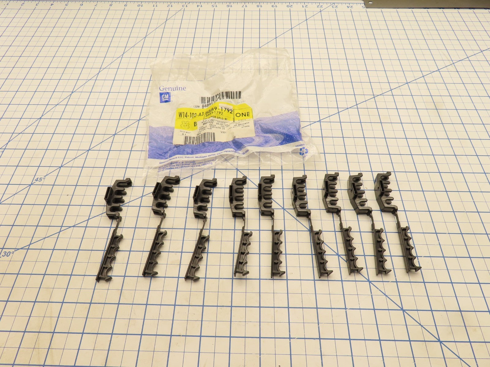 GM 88891792 Spark Plug Wire Retainer Clip 9 Pack – Cottonwood Surplus Sales