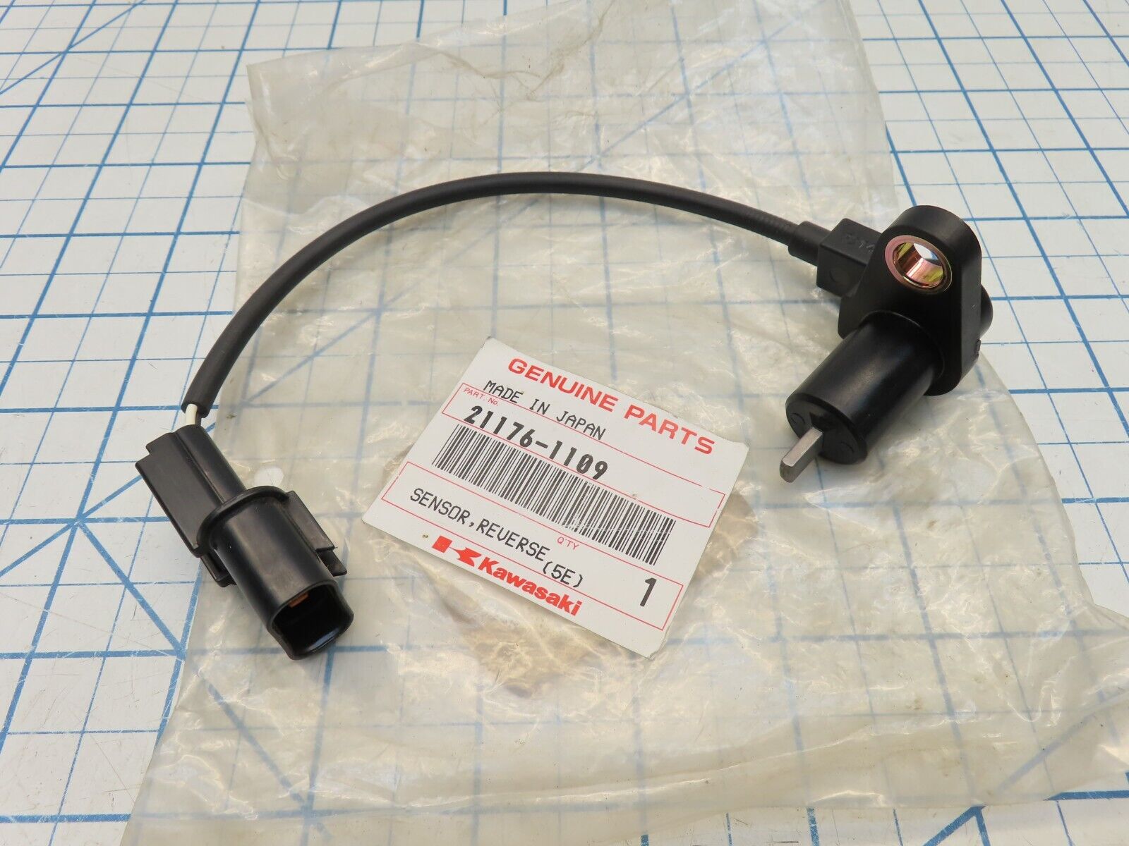 Kawasaki 21176-1109 Reverse Sensor – Cottonwood Surplus Sales