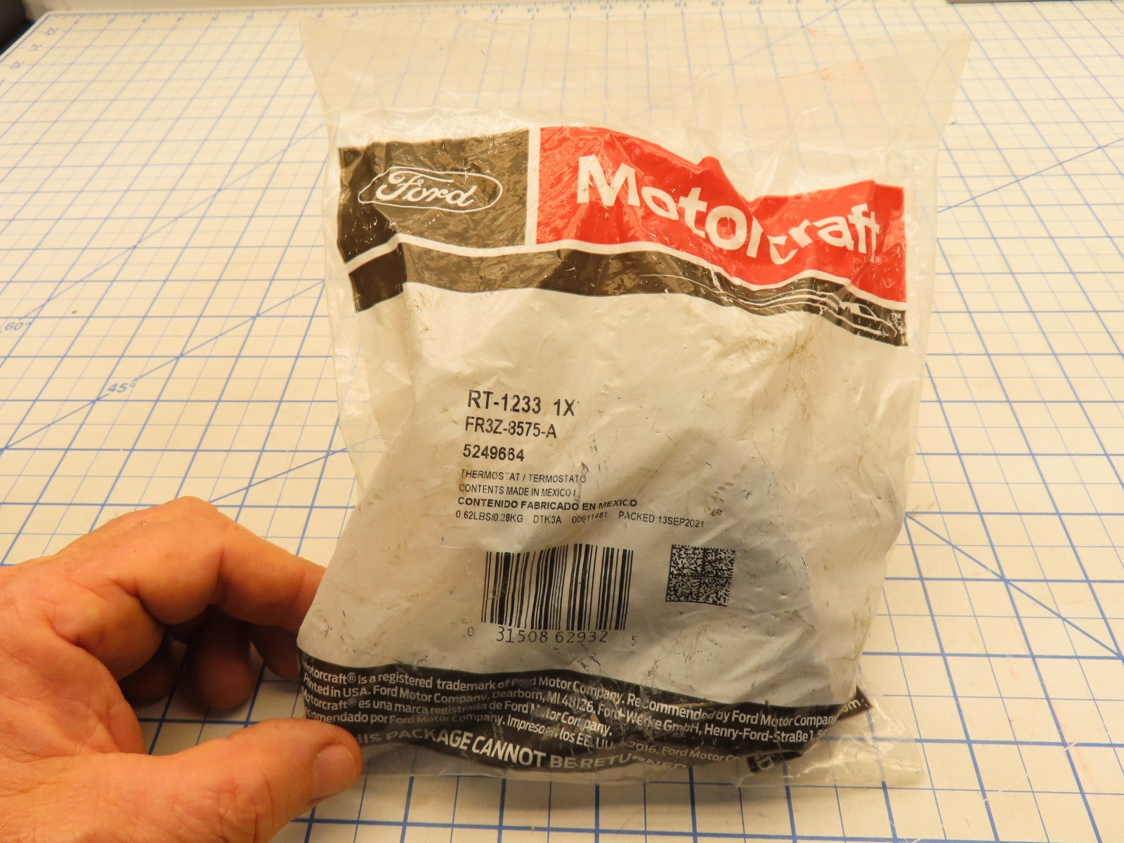 Ford FR3Z-8575-A Thermostat Assembly RT-1233 Factory Sealed ...