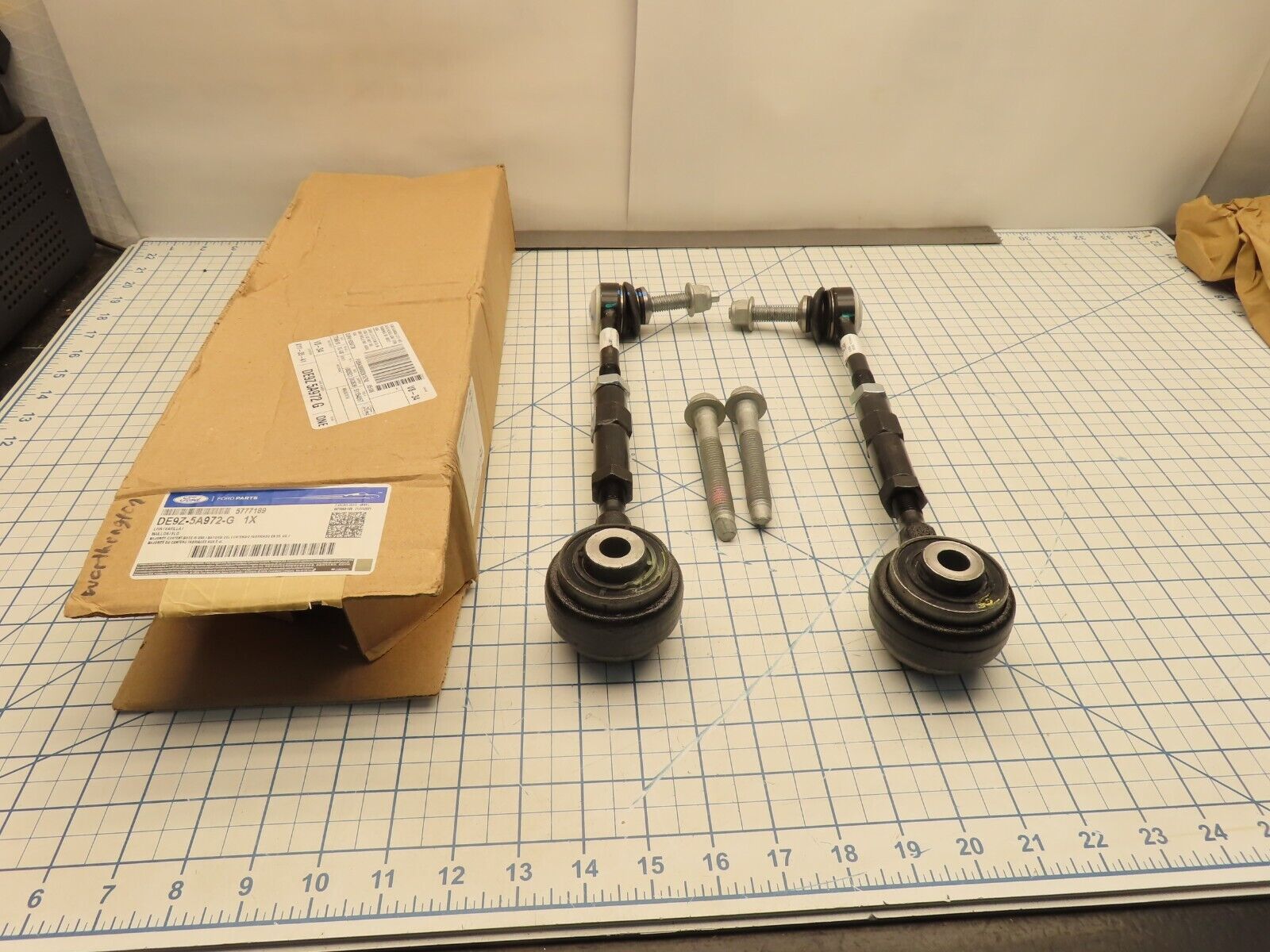 Ford DE9Z-5A972-G Lateral Arm Link Joint Assembly Kit As Shown ...