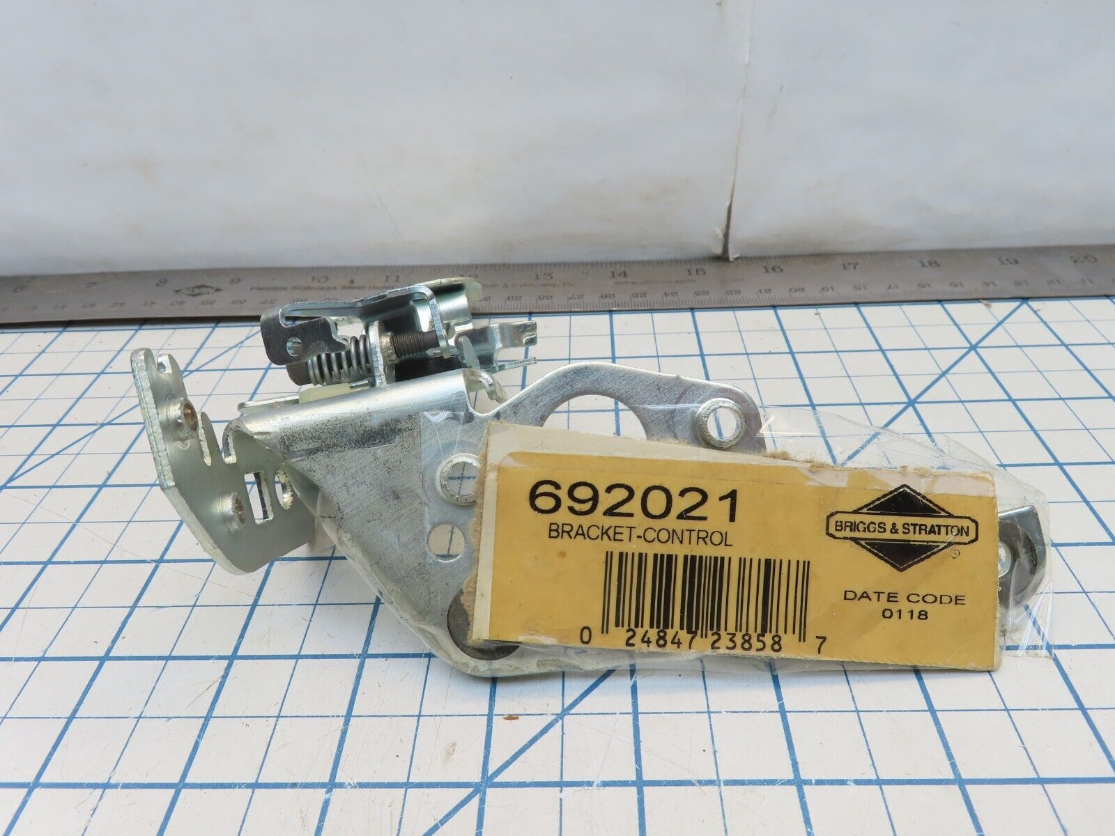 Briggs & Stratton 692021 Engine Control Bracket Assembly No Factory Bo ...