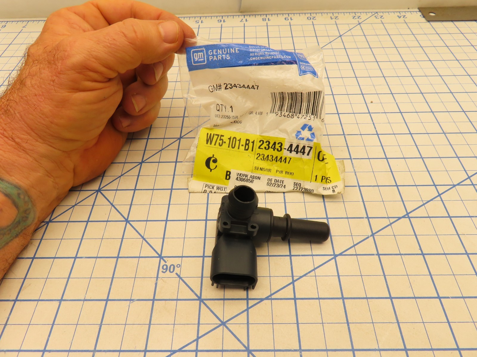 GM 23434447 Brake Booster Vacuum Sensor General Motors – Cottonwood ...