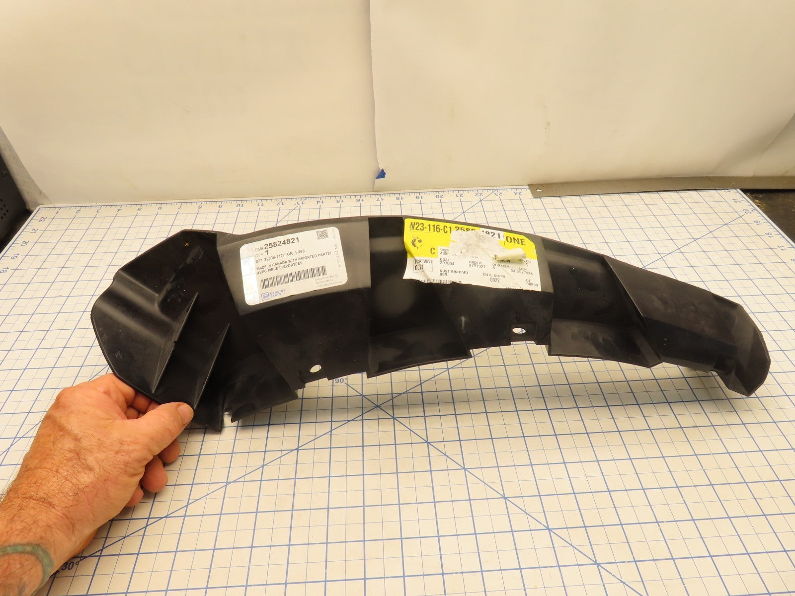 GM 25824821 Front Bumper Support Bracket Right RH General Motors ...