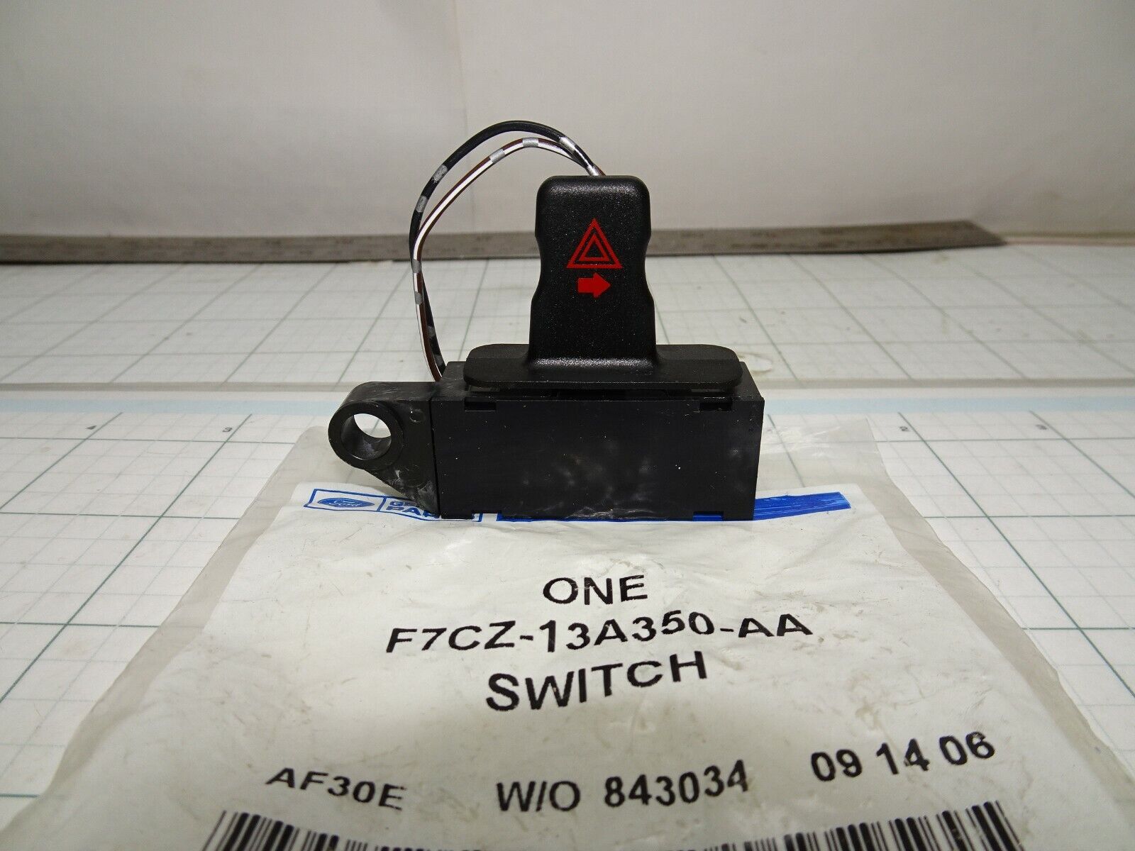 FORD F7CZ-13A350-AA Switch Hazard Warning Emergency Flasher SW-6669 OE ...