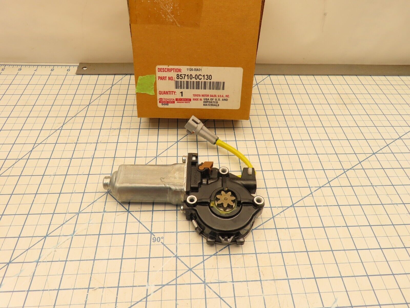 Toyota 85710-0C130 Power Window Motor for Rear Hatch Tailgate ...