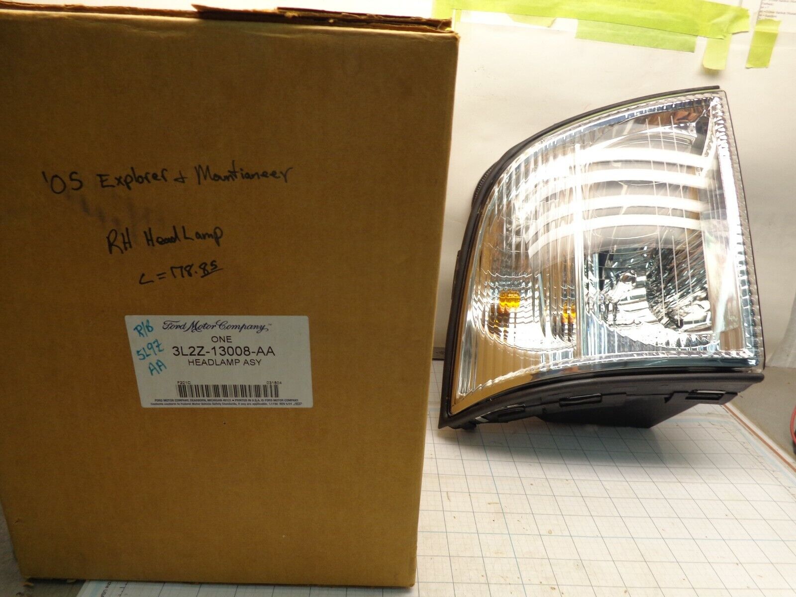 Ford 3L2Z-13008-AA Head Lamp Headlight Assembly RH 02-05 Mountaineer O ...