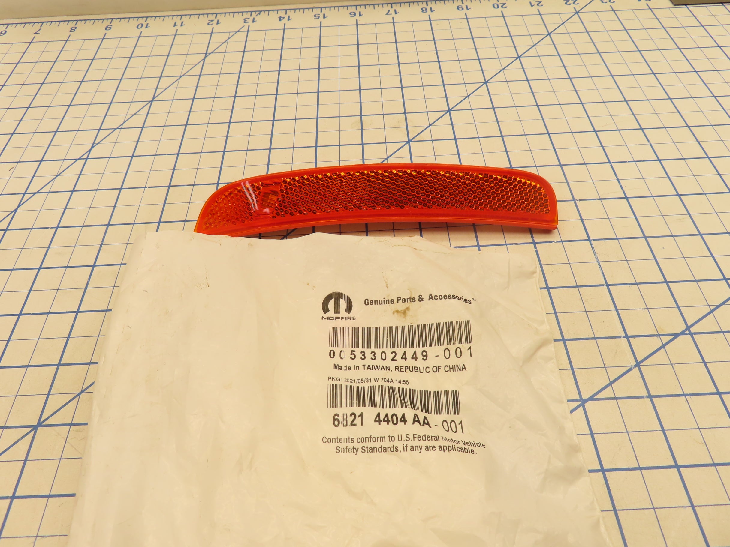 Mopar 68214404AA Side Marker Light Lamp Front Amber Right RH ...